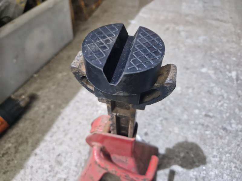 GT: Jack Pads, Jack Stand Rubbers and Wheel Alignment Tools ...